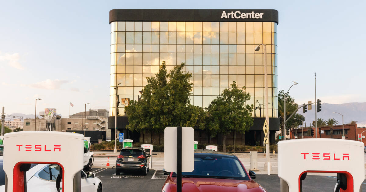 Arroyo EV Charging Depot - ArtCenter College of Design